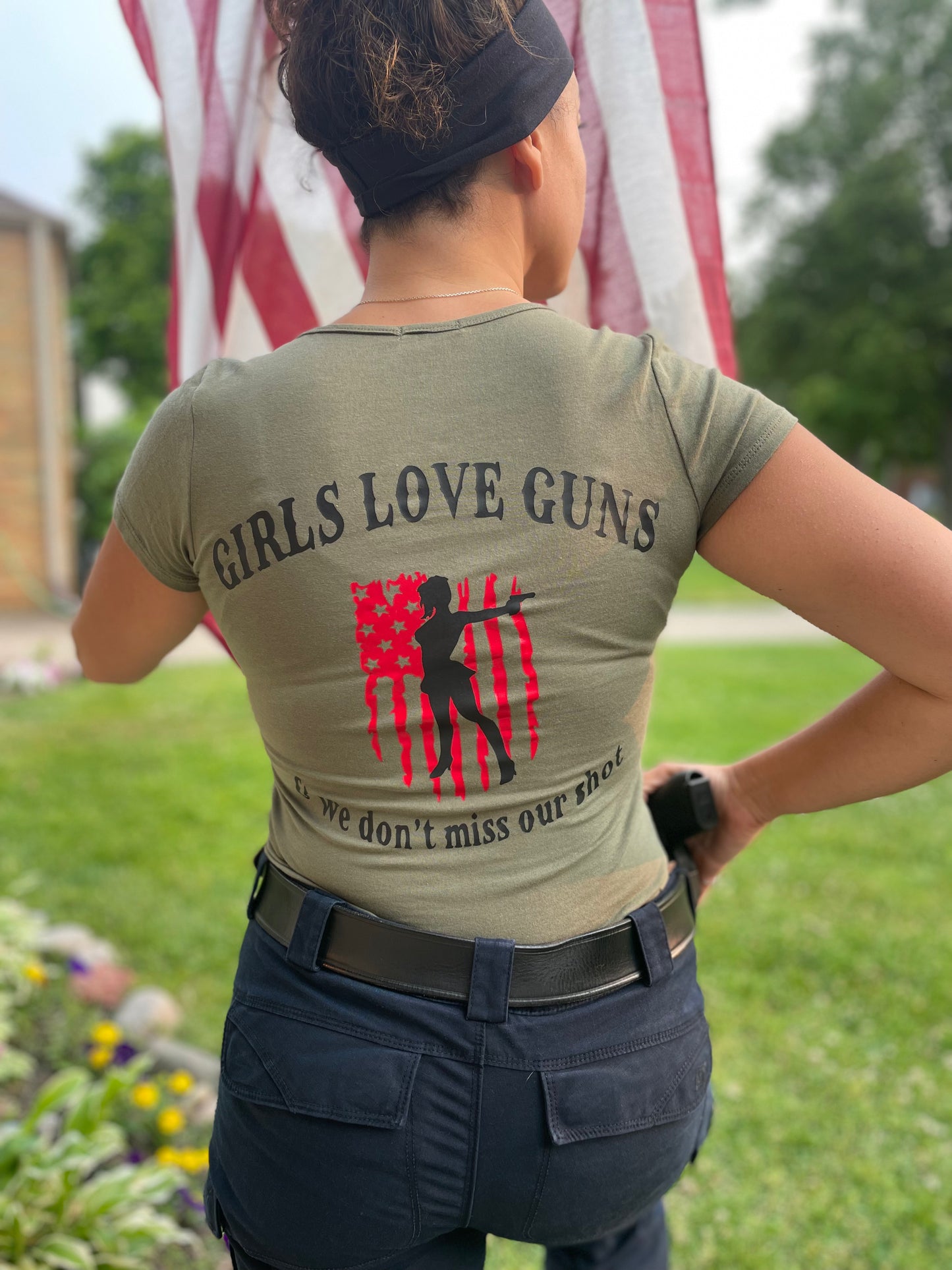 GIRLS LOVE GUNS – NEVER FORGOTTEN COMPANY